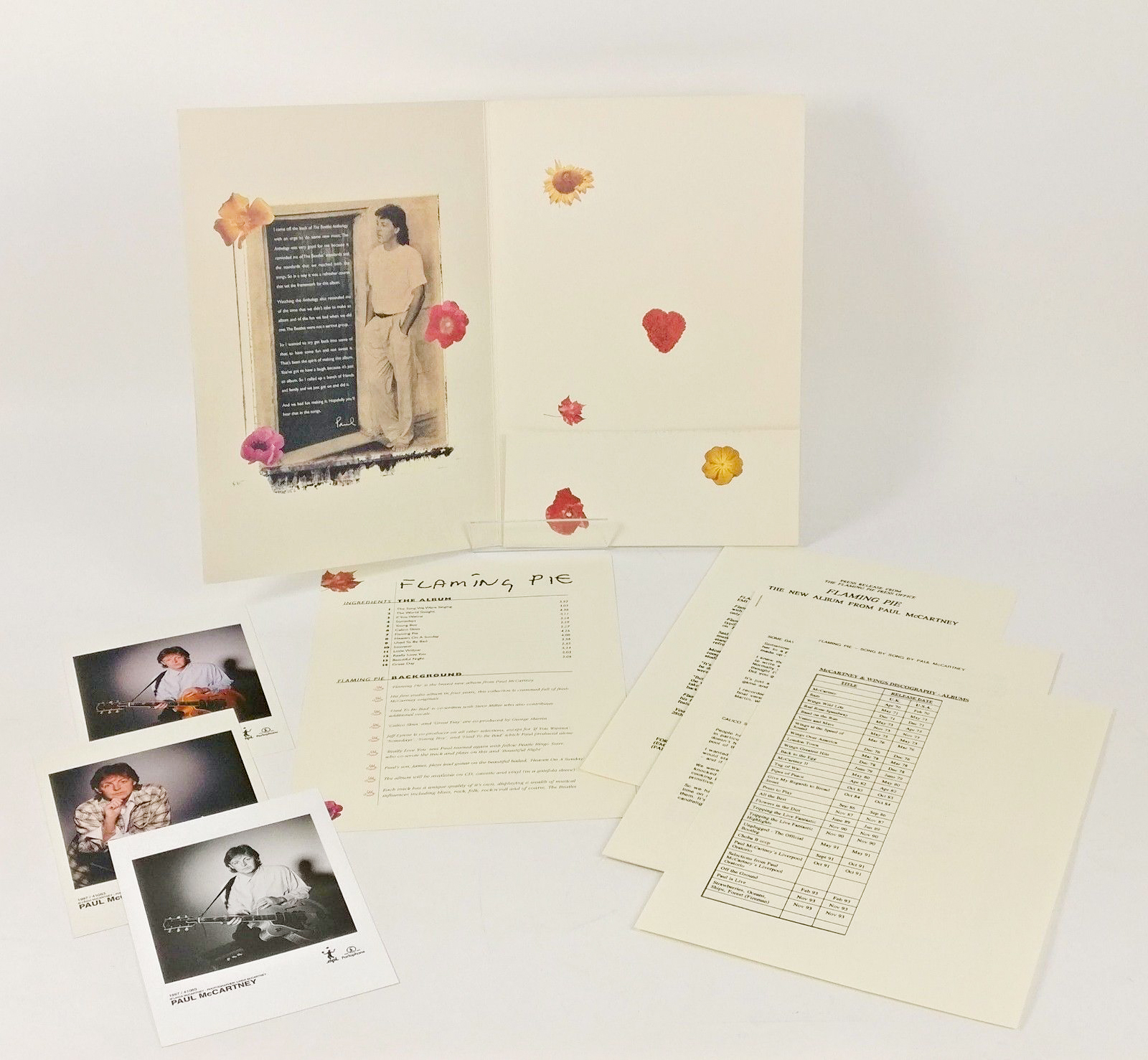 "Flaming Pie" previewed for the first time • The Paul McCartney Project