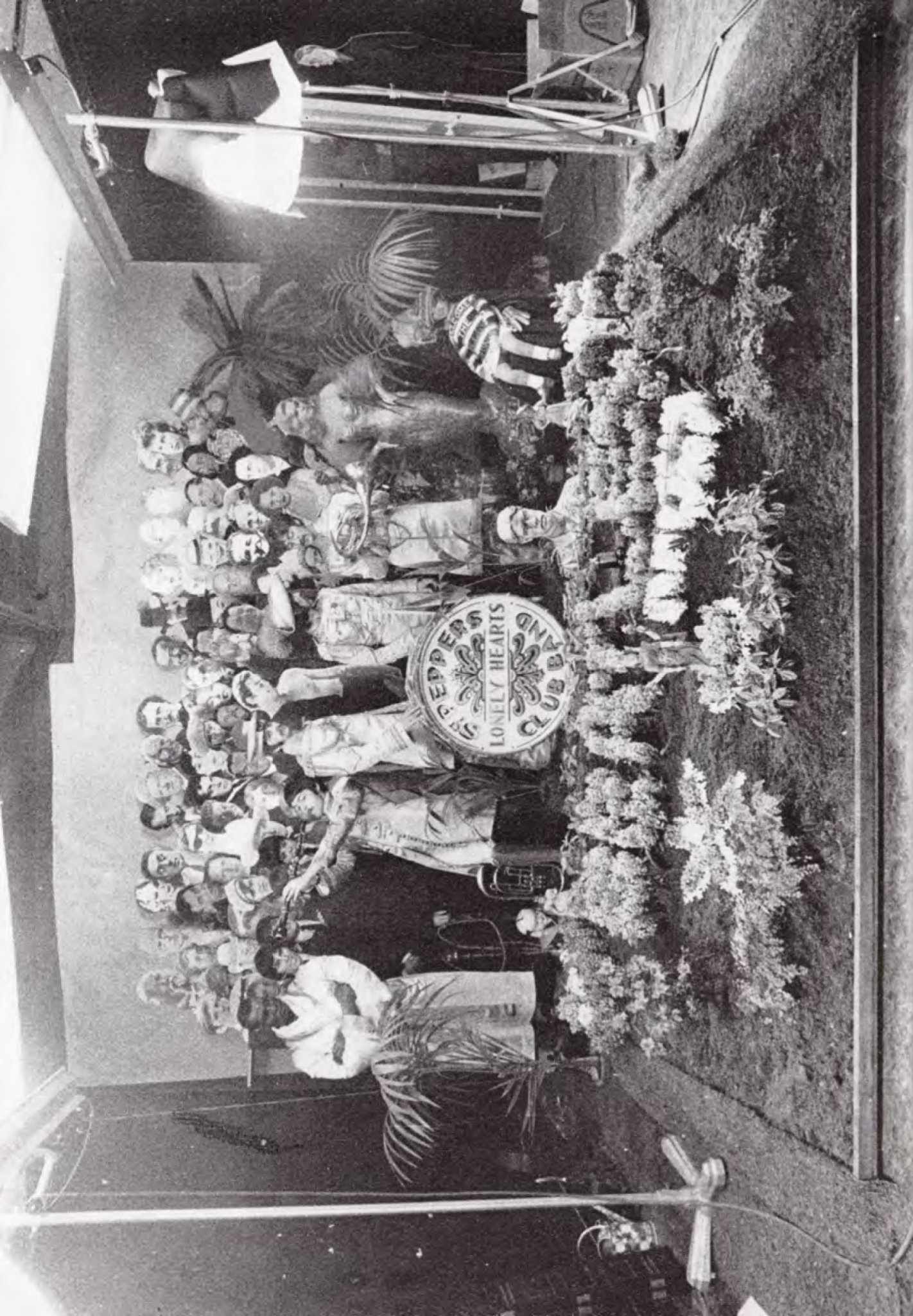 Cover shoot for "Sgt. Pepper's Lonely Hearts Club Band" • The Paul ...