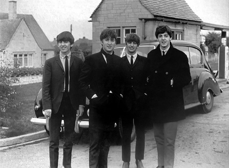 The Beatles concert at Odeon Cinema in Cheltenham on Nov 01, 1963 - The ...